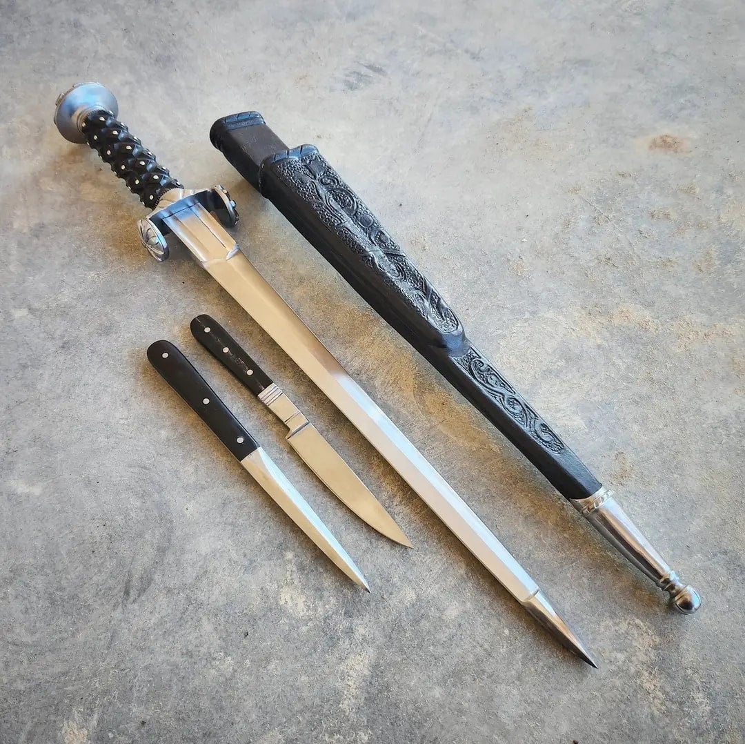 Germanic 16th C Rosette Dagger Set